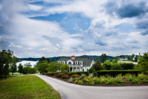 Farmhouse - Whitestone Inn